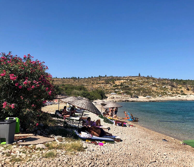 Urla'da Denize Girilecek Yerler 2024 Listesi - Urla Plajları Ve Koyları ...